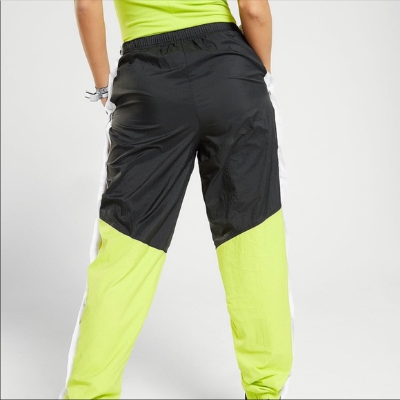Nike | Pants & Jumpsuits | Nwt Nike Sportswear Windrunner Popper Pants ...